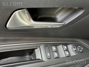 Balts Peugeot 3008 2018 Rīga, ar dzinēja tilpumu 1.50 L un nobraukumu 52 tūkst. km par 14999 €, foto 13 vietnē AUTOMOTO.COM.LV