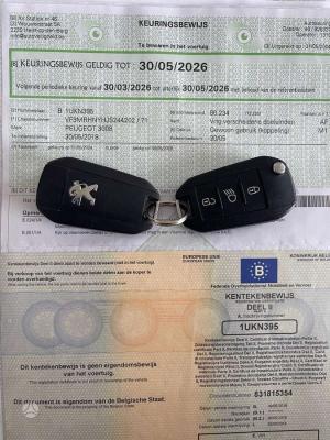 Balts Peugeot 3008 2018 Kauņa, ar dzinēja tilpumu 1.20 L un nobraukumu 100 tūkst. km par 9600 €, foto 16 vietnē AUTOMOTO.COM.LV