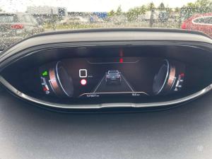Balts Peugeot 3008 2018 Kauņa, ar dzinēja tilpumu 1.20 L un nobraukumu 100 tūkst. km par 9600 €, foto 24 vietnē AUTOMOTO.COM.LV