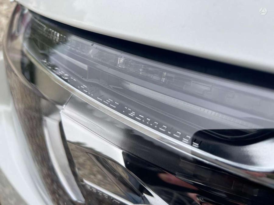 Balts Peugeot 3008 2018 Kauņa, ar dzinēja tilpumu 1.20 L un nobraukumu 100 tūkst. km par 9600 €, foto 33 vietnē AUTOMOTO.COM.LV