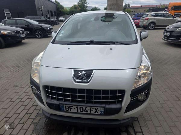 White Peugeot 3008 2010 in Taurage, with an engine capacity of 1.60 L and mileage of 282 thousand km for 3200 €, photo 3 on AUTOMOTO.COM.LV