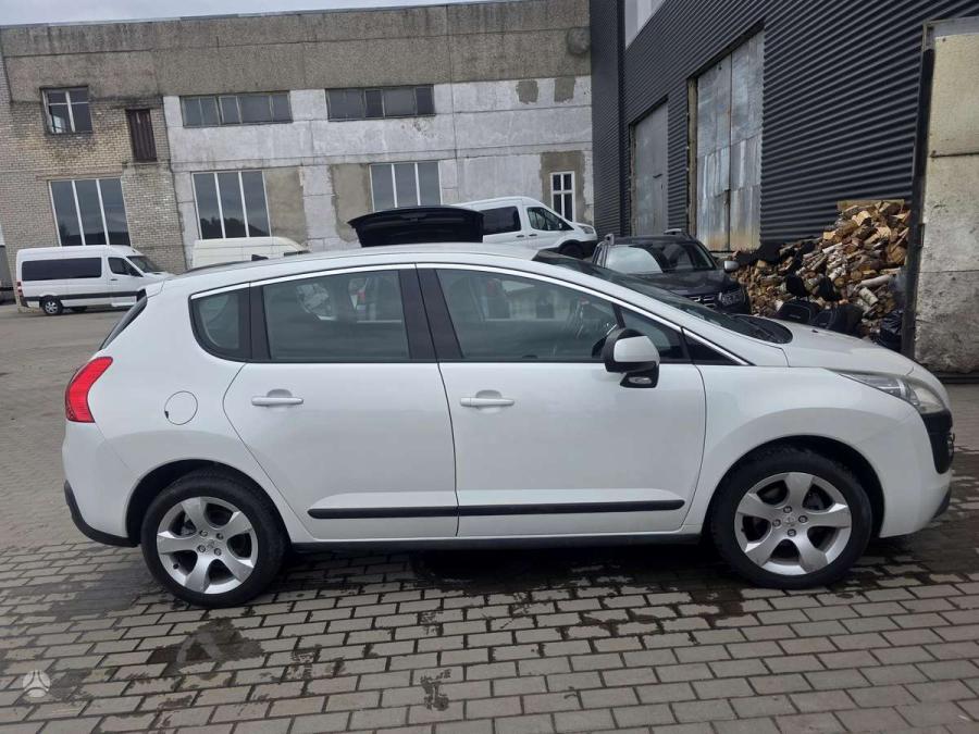 Balts Peugeot 3008 2010 Tauragė, ar dzinēja tilpumu 1.60 L un nobraukumu 282 tūkst. km par 3200 €, foto 10 vietnē AUTOMOTO.COM.LV