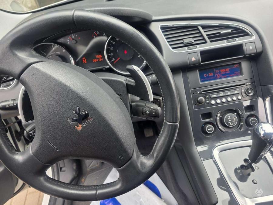 Balts Peugeot 3008 2010 Tauragė, ar dzinēja tilpumu 1.60 L un nobraukumu 282 tūkst. km par 3200 €, foto 13 vietnē AUTOMOTO.COM.LV