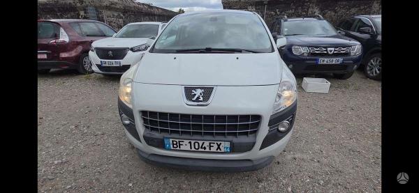 Peugeot 3008 2010 in Taurage on AUTOMOTO.COM.LV White Peugeot 3008 2010 in Taurage, with an engine capacity of 1.60 L and mileage of 270 thousand km for 3200 €, photo 5 on AUTOMOTO.COM.LV