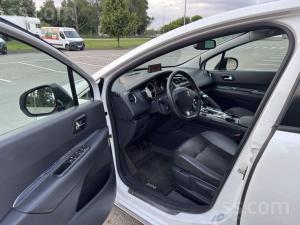 Balts Peugeot 3008 2011 Rīga, ar dzinēja tilpumu 2.00 L un nobraukumu 270 tūkst. km par 3200 €, foto 8 vietnē AUTOMOTO.COM.LV