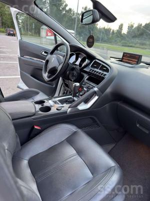Balts Peugeot 3008 2011 Rīga, ar dzinēja tilpumu 2.00 L un nobraukumu 270 tūkst. km par 3200 €, foto 9 vietnē AUTOMOTO.COM.LV
