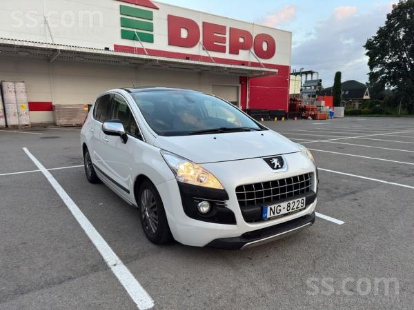 White Peugeot 3008 2011 in Riga, with an engine capacity of 2.00 L and mileage of 270 thousand km for 2700 €, photo 1 on AUTOMOTO.COM.LV