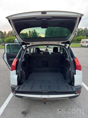 Balts Peugeot 3008 2011 Rīga, ar dzinēja tilpumu 2.00 L un nobraukumu 270 tūkst. km par 2700 €, foto 7 vietnē AUTOMOTO.COM.LV