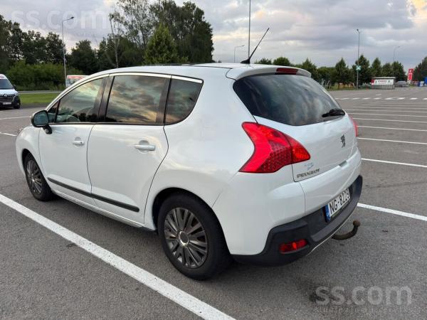 White Peugeot 3008 2011 in Riga, with an engine capacity of 2.00 L and mileage of 270 thousand km for 2700 €, photo 9 on AUTOMOTO.COM.LV