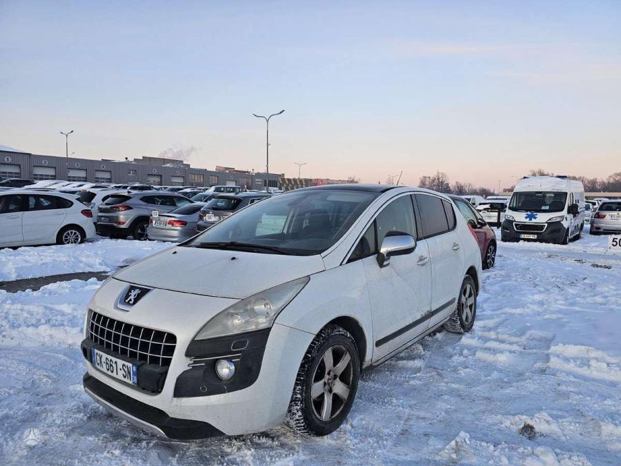 White Peugeot 3008 2012 in Taurage, with an engine capacity of 1.60 L and mileage of 268 thousand km for 3500 €, photo 5 on AUTOMOTO.COM.LV