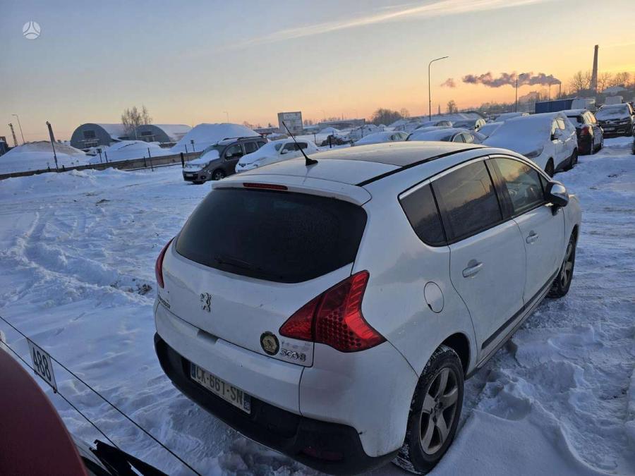 White Peugeot 3008 2012 in Taurage, with an engine capacity of 1.60 L and mileage of 268 thousand km for 3500 €, photo 7 on AUTOMOTO.COM.LV