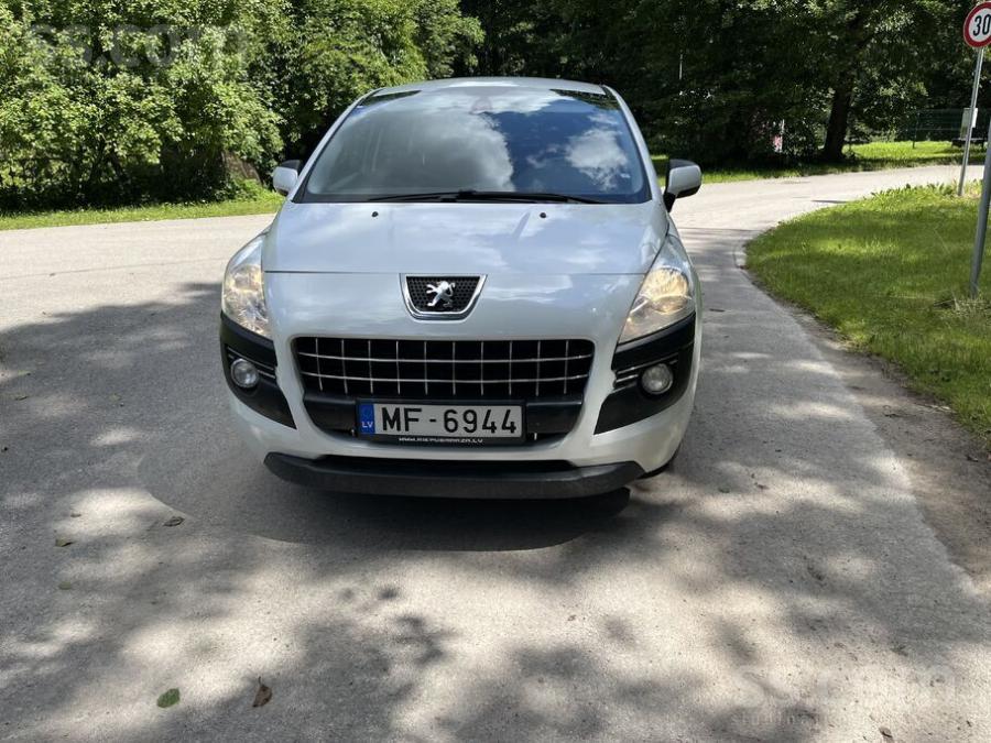 Balts Peugeot 3008 2012 Rīga, ar dzinēja tilpumu 1.60 L un nobraukumu 236 tūkst. km par 3000 €, foto 1 vietnē AUTOMOTO.COM.LV