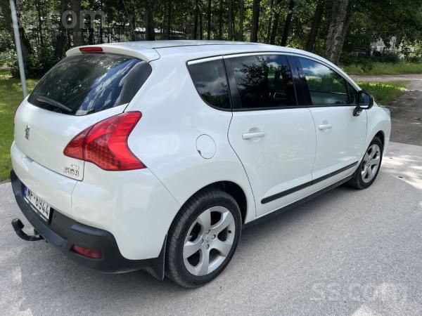 Balts Peugeot 3008 2012 Rīga, ar dzinēja tilpumu 1.60 L un nobraukumu 236 tūkst. km par 3000 €, foto 4 vietnē AUTOMOTO.COM.LV
