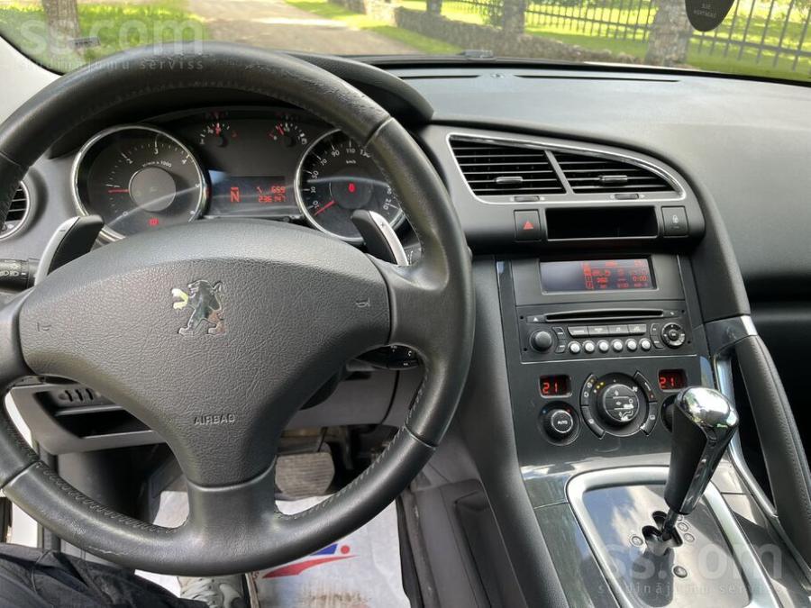 Balts Peugeot 3008 2012 Rīga, ar dzinēja tilpumu 1.60 L un nobraukumu 236 tūkst. km par 3000 €, foto 8 vietnē AUTOMOTO.COM.LV