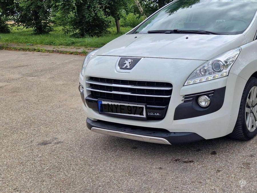 Balts Peugeot 3008 2013 Klaipėda, ar dzinēja tilpumu 2.00 L un nobraukumu 220 tūkst. km par 4400 €, foto 3 vietnē AUTOMOTO.COM.LV