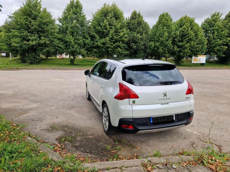 Balts Peugeot 3008 2013 Klaipėda, ar dzinēja tilpumu 2.00 L un nobraukumu 220 tūkst. km par 4400 €, foto 6 vietnē AUTOMOTO.COM.LV