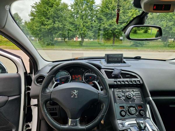 Balts Peugeot 3008 2013 Klaipėda, ar dzinēja tilpumu 2.00 L un nobraukumu 220 tūkst. km par 4400 €, foto 10 vietnē AUTOMOTO.COM.LV