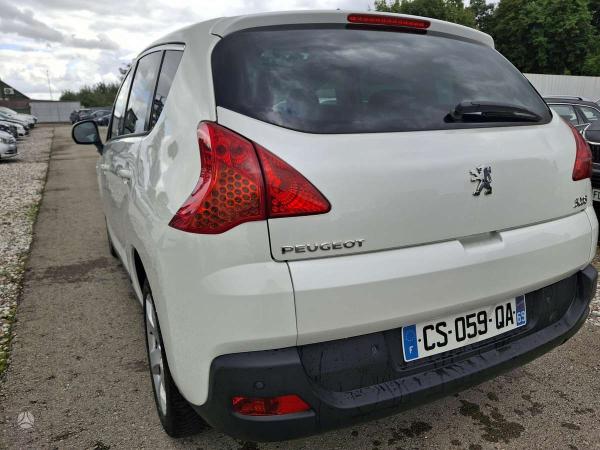 Пежо 3008 2013 в Таураге на AUTOMOTO.COM.LV Белый Пежо 3008 2013 в Таураге, объемом двигателя 1.60 л и пробегом 277 тыс. км за 3400 €, фото 6 на AUTOMOTO.COM.LV