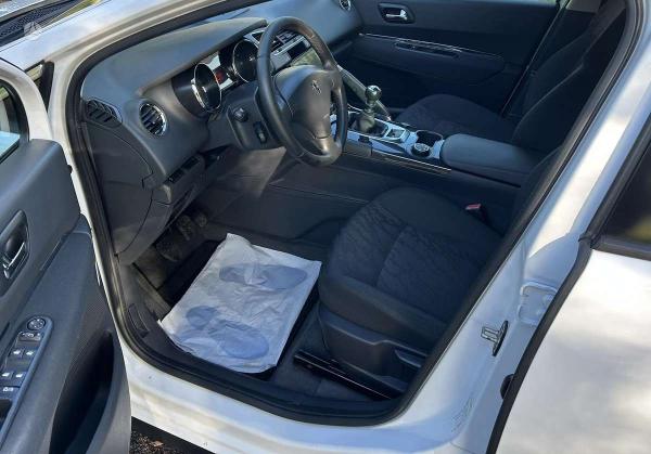 White Peugeot 3008 2013 in Taurage, with an engine capacity of 1.60 L and mileage of 250 thousand km for 3890 €, photo 9 on AUTOMOTO.COM.LV