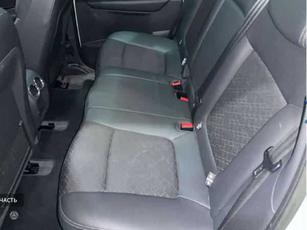 Balts Peugeot 3008 2014 Viļņa, ar dzinēja tilpumu 1.56 L un nobraukumu 200 tūkst. km par 4799 €, foto 11 vietnē AUTOMOTO.COM.LV