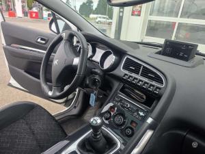 Balts Peugeot 3008 2014 Tauragė, ar dzinēja tilpumu 1.60 L un nobraukumu 230 tūkst. km par 5500 €, foto 11 vietnē AUTOMOTO.COM.LV
