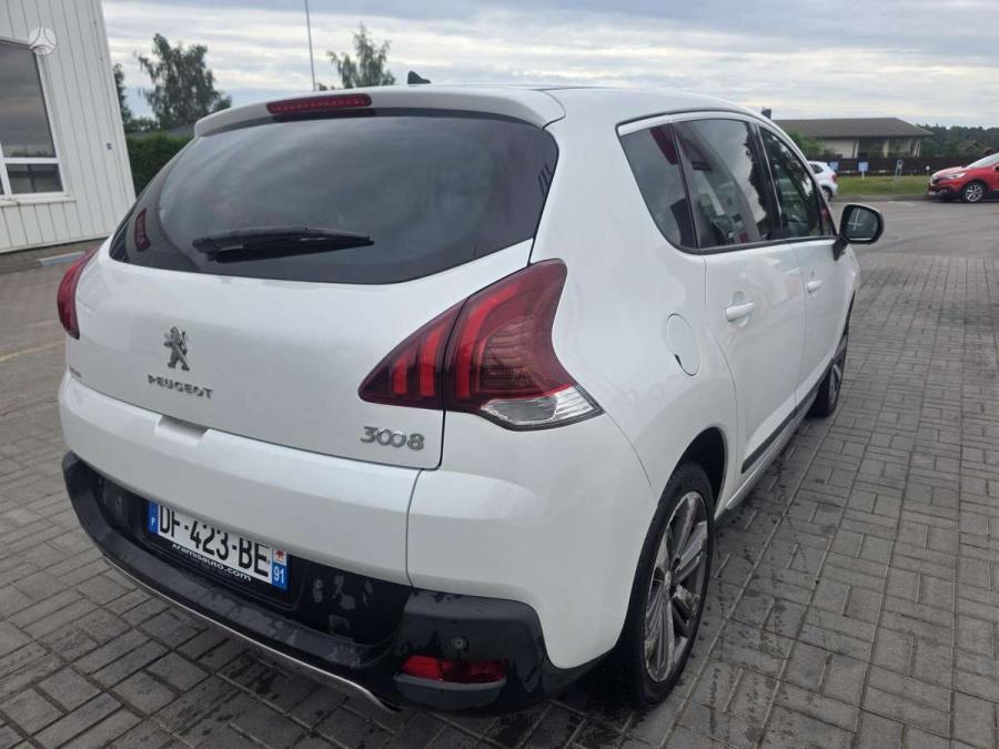Balts Peugeot 3008 2014 Tauragė, ar dzinēja tilpumu 1.60 L un nobraukumu 230 tūkst. km par 5500 €, foto 18 vietnē AUTOMOTO.COM.LV