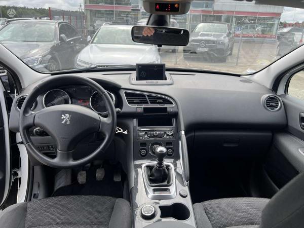White Peugeot 3008 2014 in Taurage, with an engine capacity of 1.56 L and mileage of 200 thousand km for 5250 €, photo 5 on AUTOMOTO.COM.LV