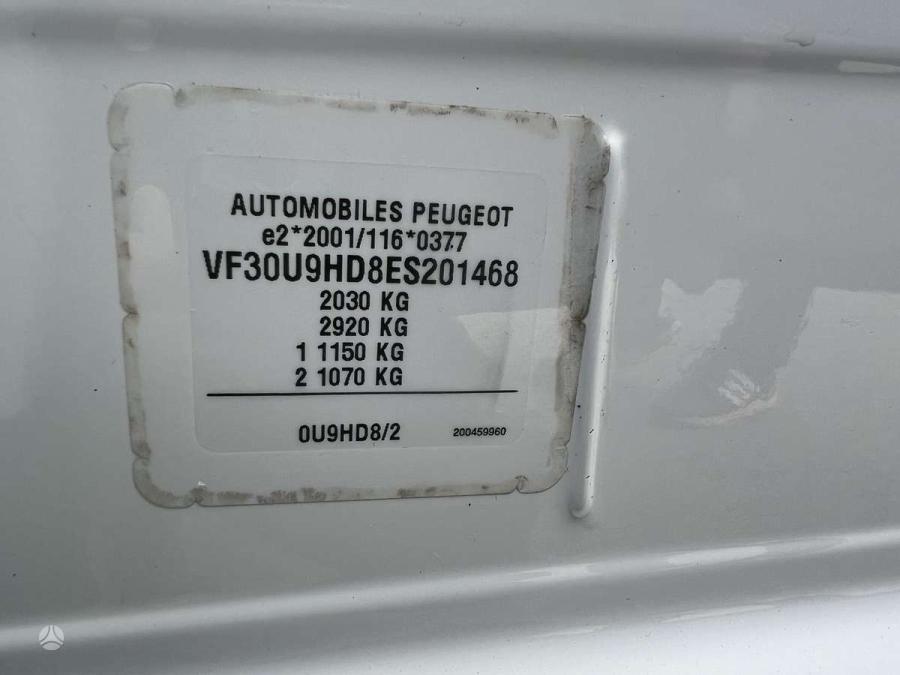 Белый Пежо 3008 2014 в Таураге, объемом двигателя 1.56 л и пробегом 200 тыс. км за 5250 €, фото 11 на AUTOMOTO.COM.LV