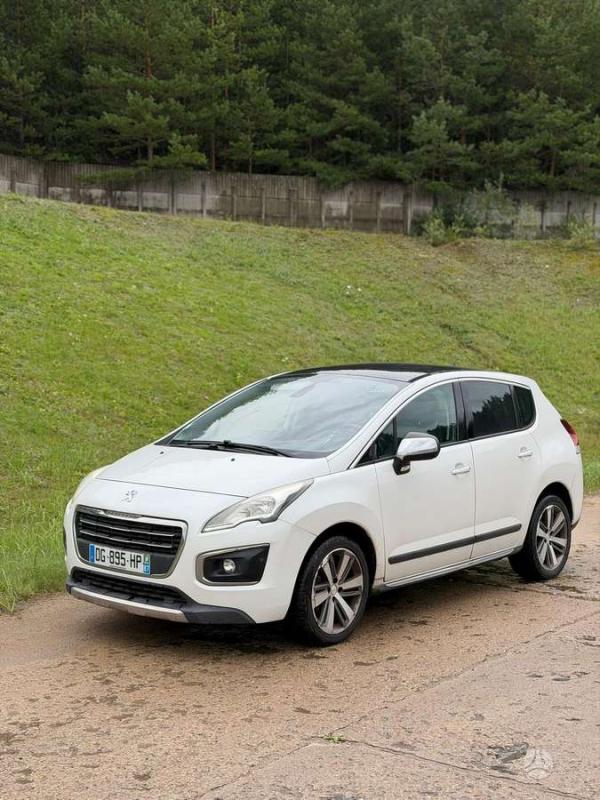 Белый Пежо 3008 2014 в Вильнюс, объемом двигателя 1.56 л и пробегом 250 тыс. км за 5300 €, фото 1 на AUTOMOTO.COM.LV