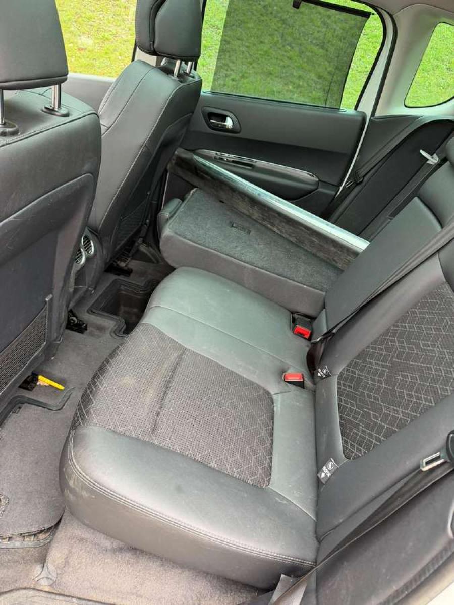 Balts Peugeot 3008 2014 Viļņa, ar dzinēja tilpumu 1.56 L un nobraukumu 250 tūkst. km par 5300 €, foto 11 vietnē AUTOMOTO.COM.LV