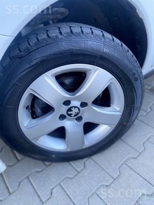 Balts Peugeot 3008 2015 Rīga, ar dzinēja tilpumu 1.60 L un nobraukumu 265 tūkst. km par 6000 €, foto 12 vietnē AUTOMOTO.COM.LV