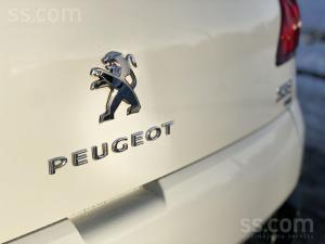 Balts Peugeot 3008 2015 Rīga, ar dzinēja tilpumu 1.60 L un nobraukumu 265 tūkst. km par 6000 €, foto 19 vietnē AUTOMOTO.COM.LV