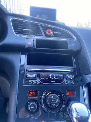 Balts Peugeot 3008 2015 Rīga, ar dzinēja tilpumu 1.60 L un nobraukumu 265 tūkst. km par 6000 €, foto 22 vietnē AUTOMOTO.COM.LV