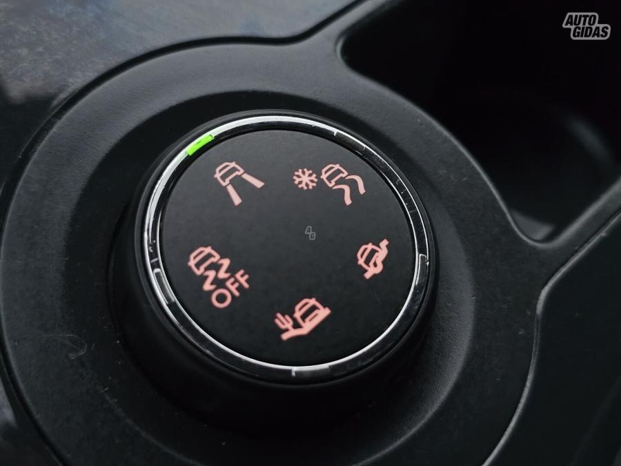 Balts Peugeot 3008 2015 Šauļi, ar dzinēja tilpumu 1.60 L un nobraukumu 245 tūkst. km par 5500 €, foto 27 vietnē AUTOMOTO.COM.LV