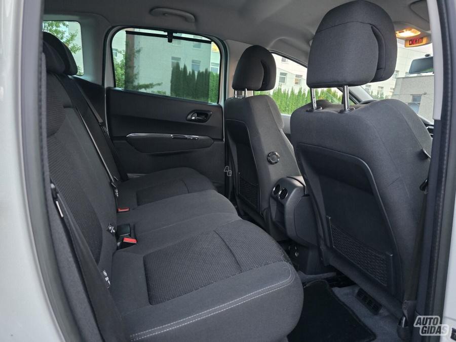 Balts Peugeot 3008 2015 Šauļi, ar dzinēja tilpumu 1.60 L un nobraukumu 245 tūkst. km par 5500 €, foto 32 vietnē AUTOMOTO.COM.LV