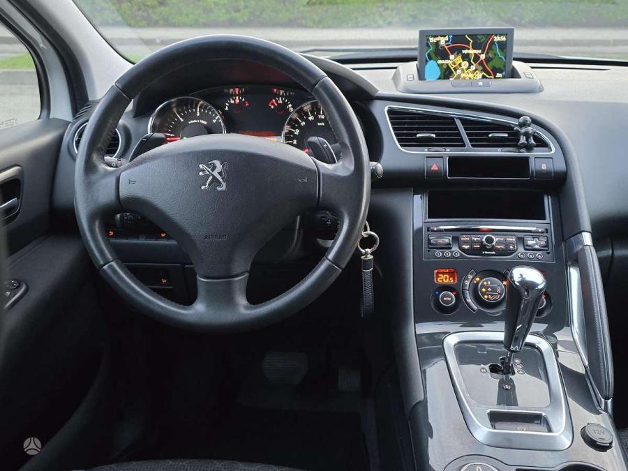 Balts Peugeot 3008 2015 Šauļi, ar dzinēja tilpumu 1.56 L un nobraukumu 245 tūkst. km par 5450 €, foto 22 vietnē AUTOMOTO.COM.LV