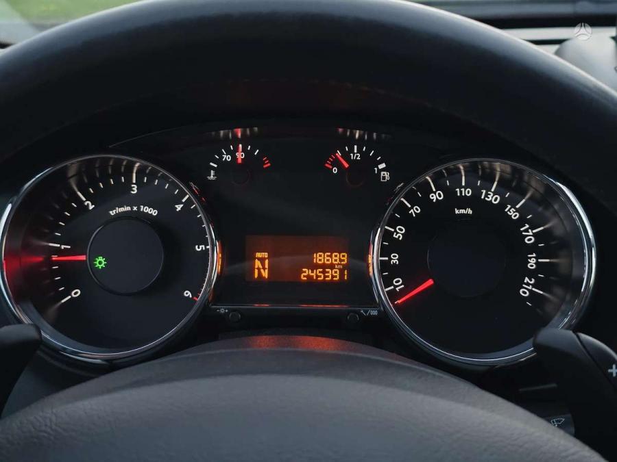 Balts Peugeot 3008 2015 Šauļi, ar dzinēja tilpumu 1.56 L un nobraukumu 245 tūkst. km par 5450 €, foto 36 vietnē AUTOMOTO.COM.LV