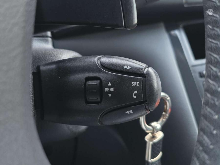 Balts Peugeot 3008 2015 Šauļi, ar dzinēja tilpumu 1.56 L un nobraukumu 245 tūkst. km par 5450 €, foto 38 vietnē AUTOMOTO.COM.LV