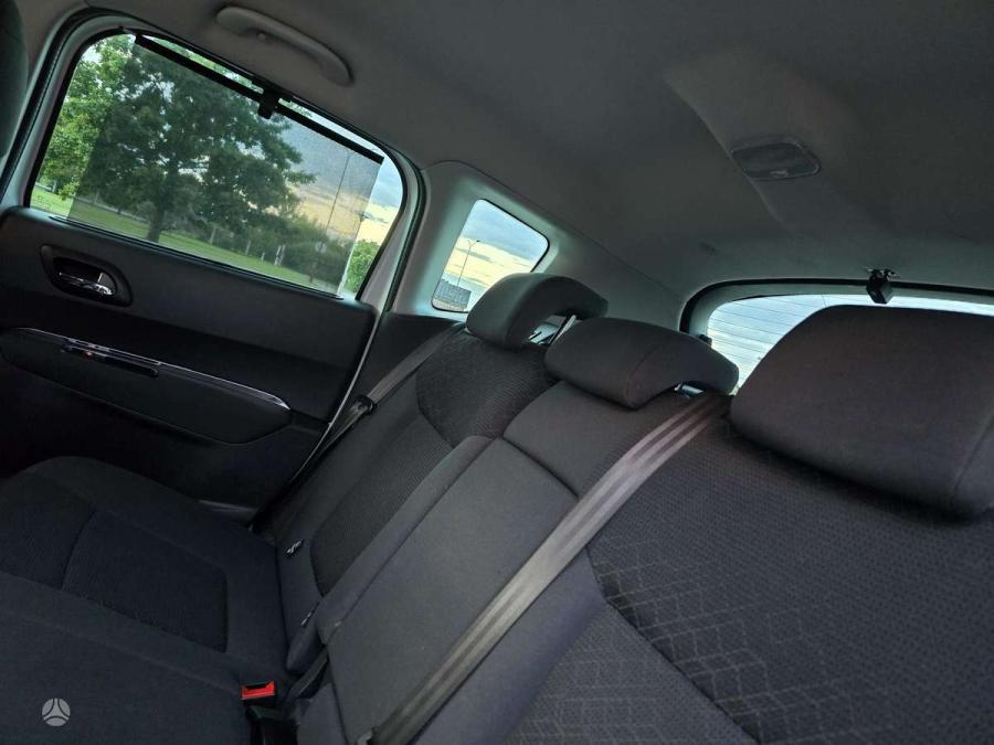 Balts Peugeot 3008 2015 Šauļi, ar dzinēja tilpumu 1.56 L un nobraukumu 245 tūkst. km par 5450 €, foto 41 vietnē AUTOMOTO.COM.LV
