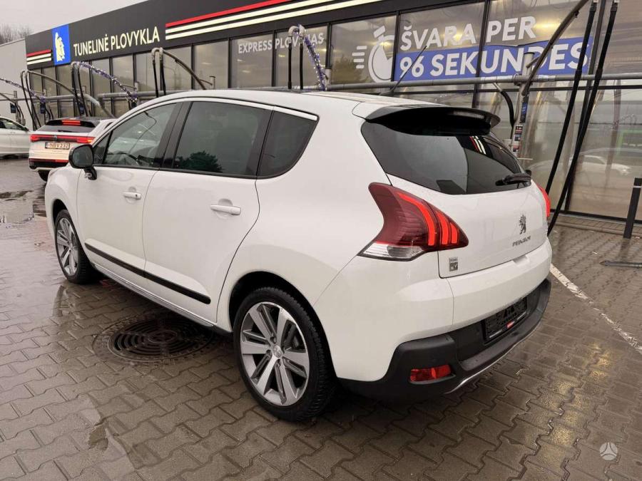 Balts Peugeot 3008 2016 Viļņa, ar dzinēja tilpumu 2.00 L un nobraukumu 199 tūkst. km par 6900 €, foto 7 vietnē AUTOMOTO.COM.LV