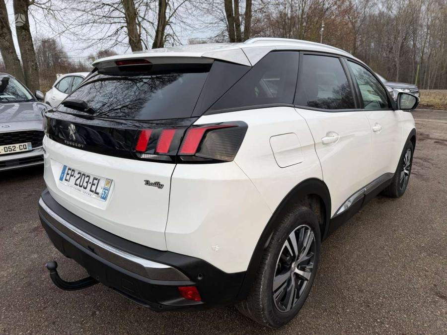 White Peugeot 3008 2017 in Taurage, with an engine capacity of 1.56 L and mileage of 191 thousand km for 11200 €, photo 3 on AUTOMOTO.COM.LV