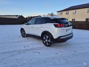 White Peugeot 3008 2017 in Taurage, with an engine capacity of 2.00 L and mileage of 236 thousand km for 9800 €, photo 5 on AUTOMOTO.COM.LV