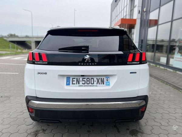 Balts Peugeot 3008 2017 Viļņa, ar dzinēja tilpumu 1.20 L un nobraukumu 143 tūkst. km par 9300 €, foto 6 vietnē AUTOMOTO.COM.LV
