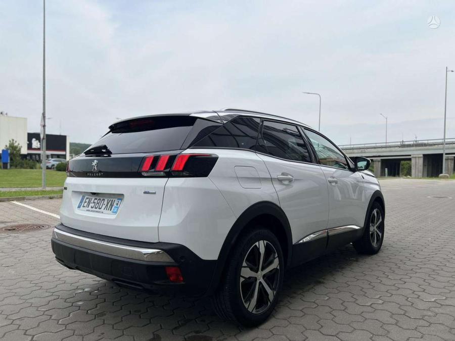 Balts Peugeot 3008 2017 Viļņa, ar dzinēja tilpumu 1.20 L un nobraukumu 143 tūkst. km par 9300 €, foto 8 vietnē AUTOMOTO.COM.LV