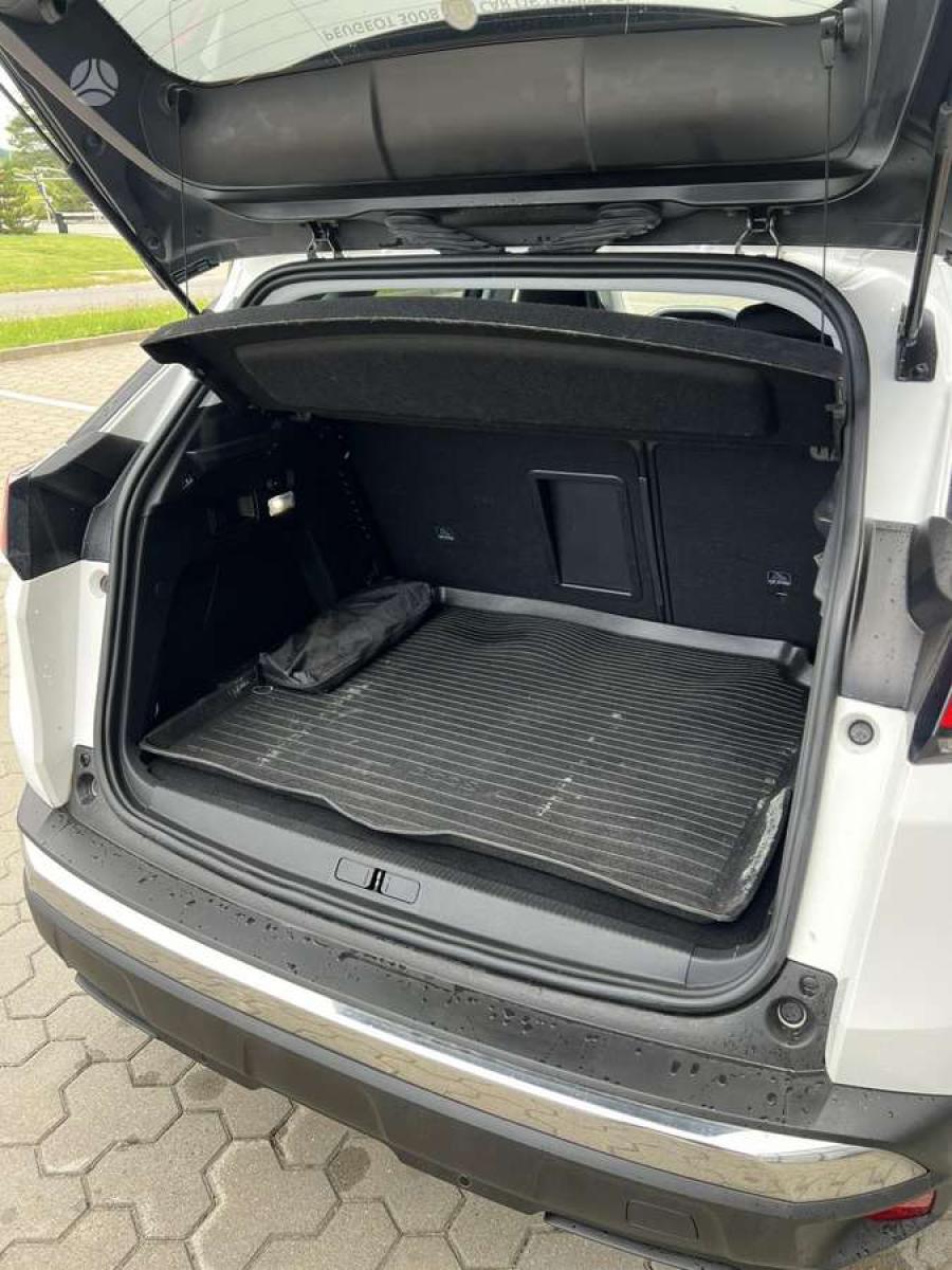 Balts Peugeot 3008 2017 Viļņa, ar dzinēja tilpumu 1.20 L un nobraukumu 143 tūkst. km par 9300 €, foto 14 vietnē AUTOMOTO.COM.LV