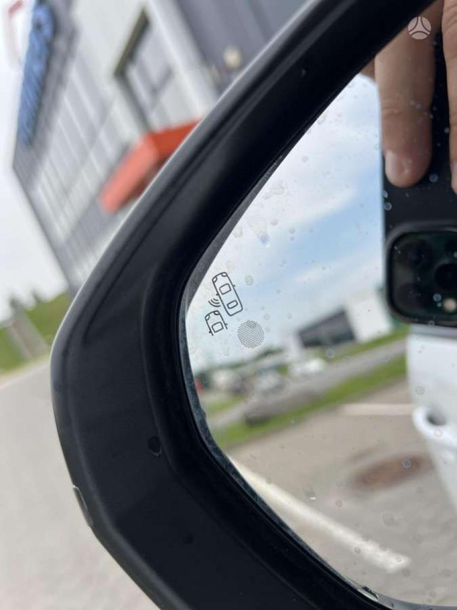Balts Peugeot 3008 2017 Viļņa, ar dzinēja tilpumu 1.20 L un nobraukumu 143 tūkst. km par 9300 €, foto 22 vietnē AUTOMOTO.COM.LV