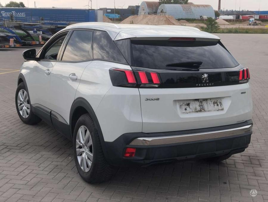 Balts Peugeot 3008 2017 Tauragė, ar dzinēja tilpumu 1.20 L un nobraukumu 151 tūkst. km par 8200 €, foto 4 vietnē AUTOMOTO.COM.LV