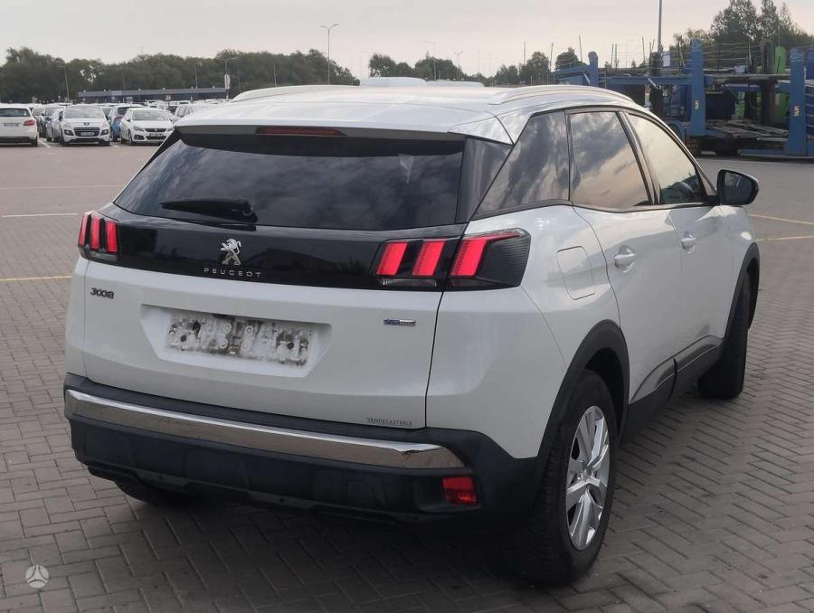 Balts Peugeot 3008 2017 Tauragė, ar dzinēja tilpumu 1.20 L un nobraukumu 151 tūkst. km par 8200 €, foto 5 vietnē AUTOMOTO.COM.LV