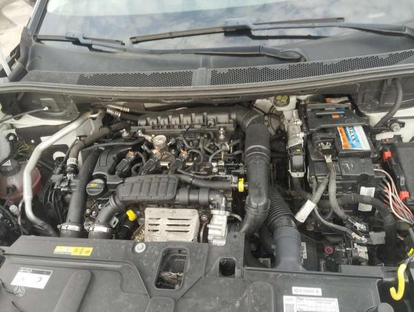 Balts Peugeot 3008 2017 Tauragė, ar dzinēja tilpumu 1.20 L un nobraukumu 151 tūkst. km par 8200 €, foto 6 vietnē AUTOMOTO.COM.LV