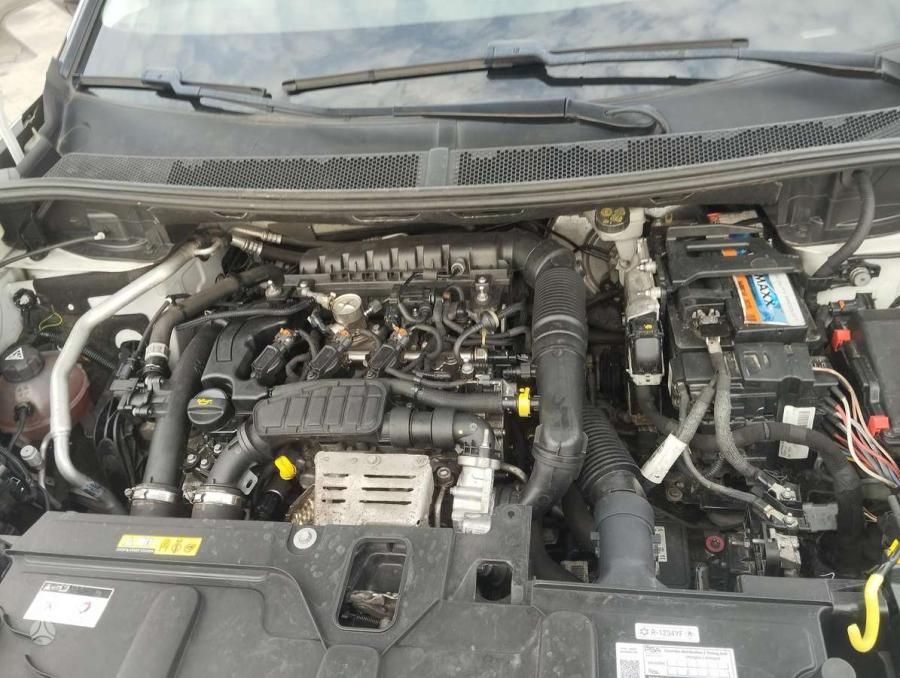 Balts Peugeot 3008 2017 Tauragė, ar dzinēja tilpumu 1.20 L un nobraukumu 151 tūkst. km par 8200 €, foto 6 vietnē AUTOMOTO.COM.LV